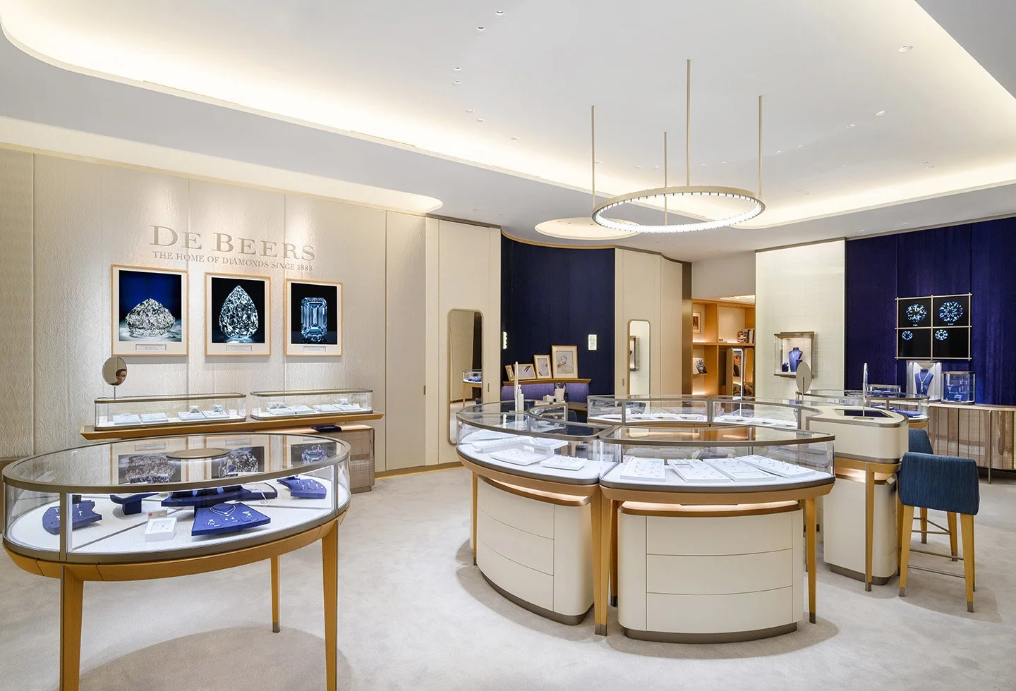 戴比尔斯珠宝 DE BEERS JEWELLERS 成都SKP精品店璀璨揭幕 — Amazedaily