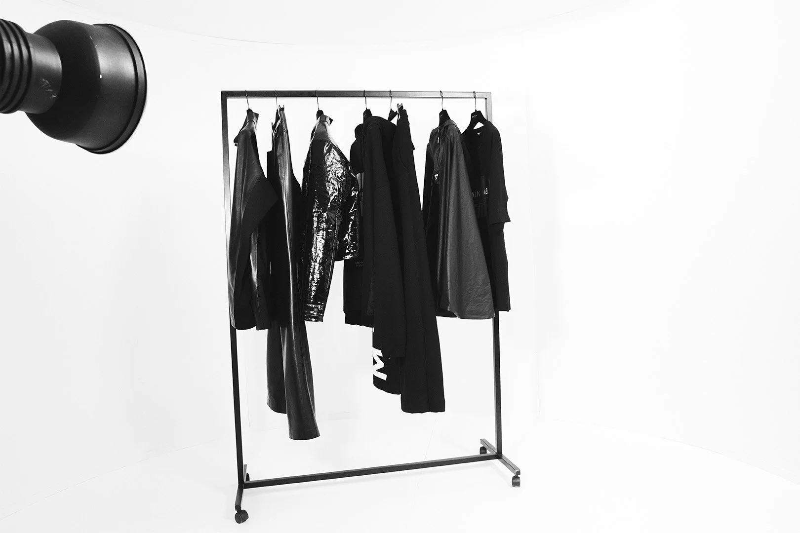 BALMAIN 发布 Main Lab 男装系列。 — Amazedaily