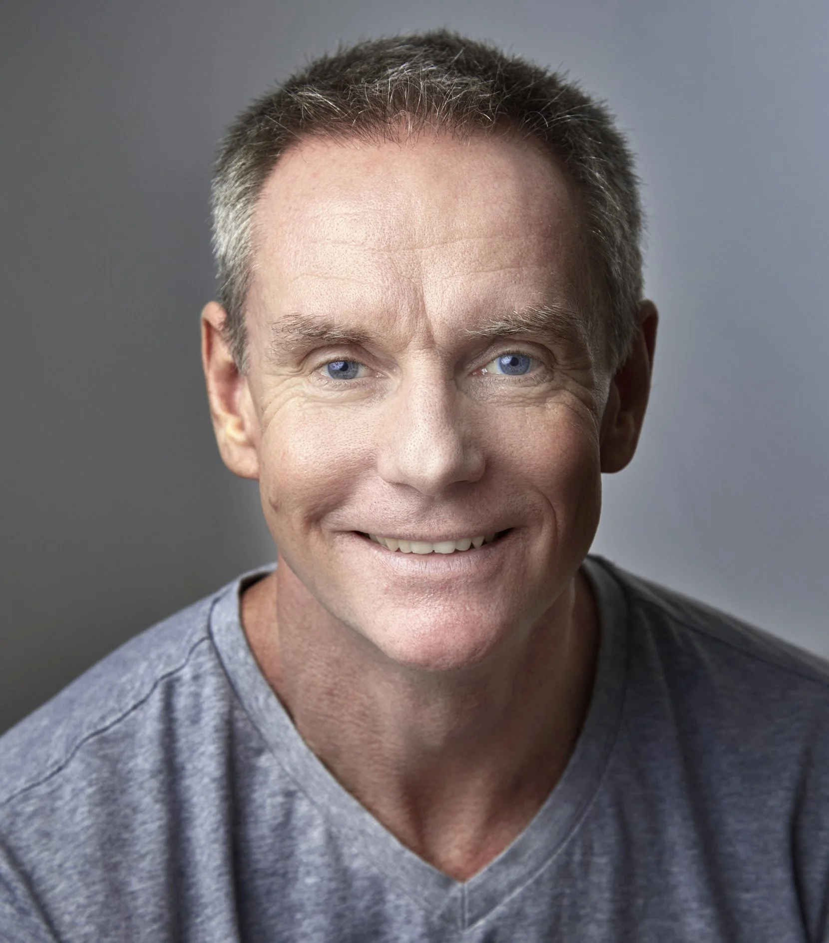 About | Advertising Art Photographer | Specialist Liquids Director