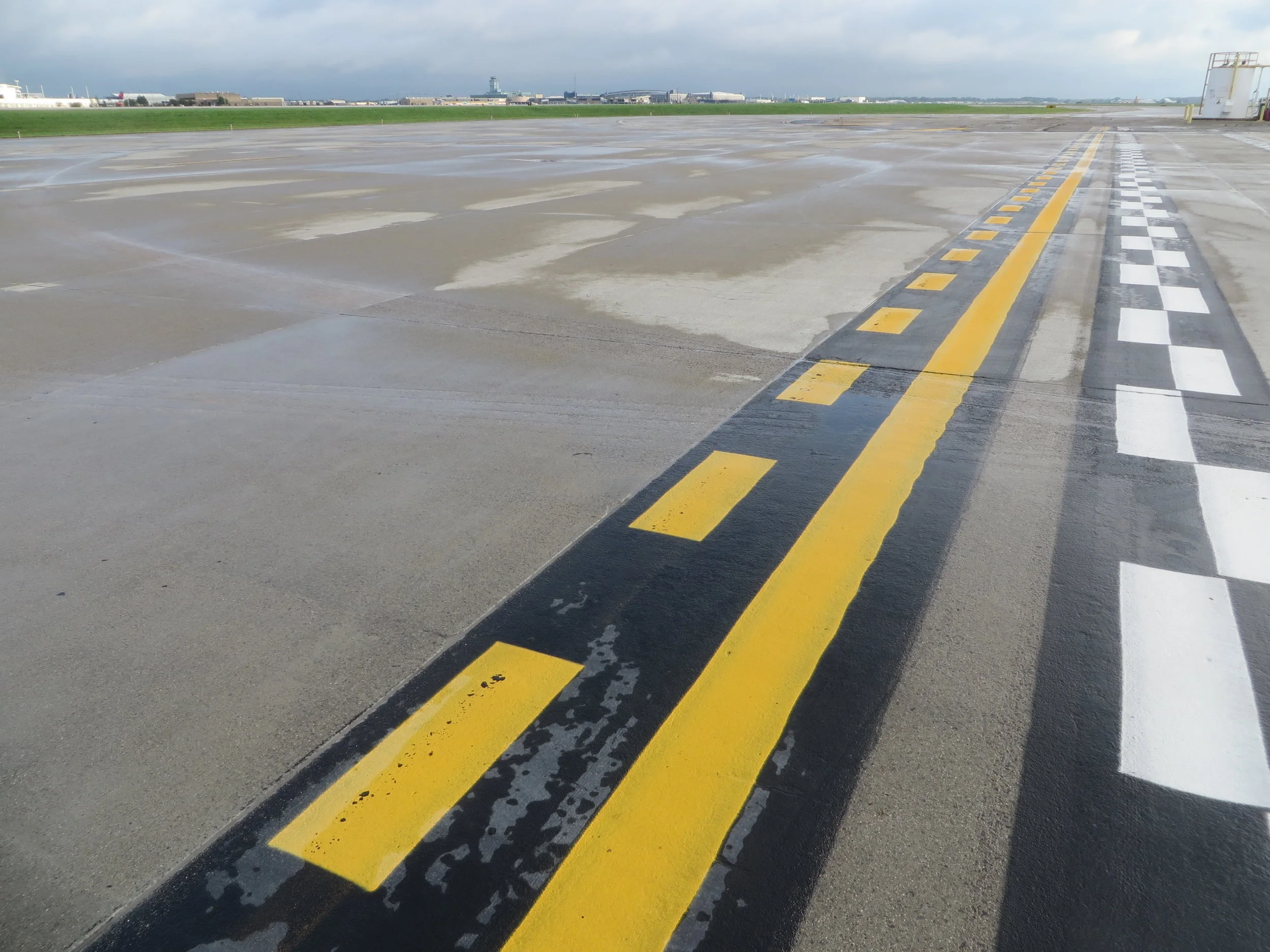 Airport Pavement Management — Applied Pavement Technology, Inc.