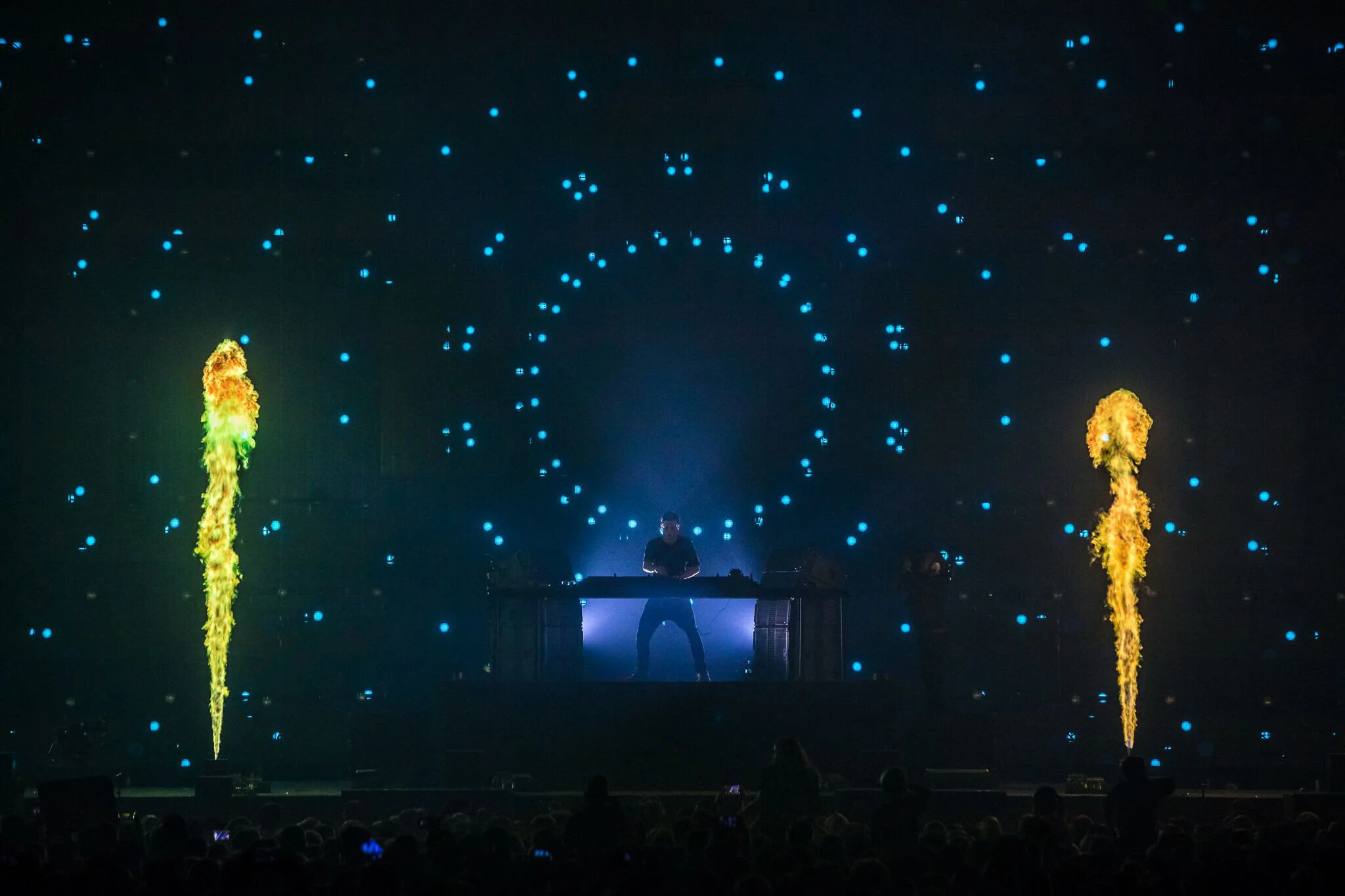 OMBRA DESIGN — ANIMA - Martin Garrix Tour Visuals