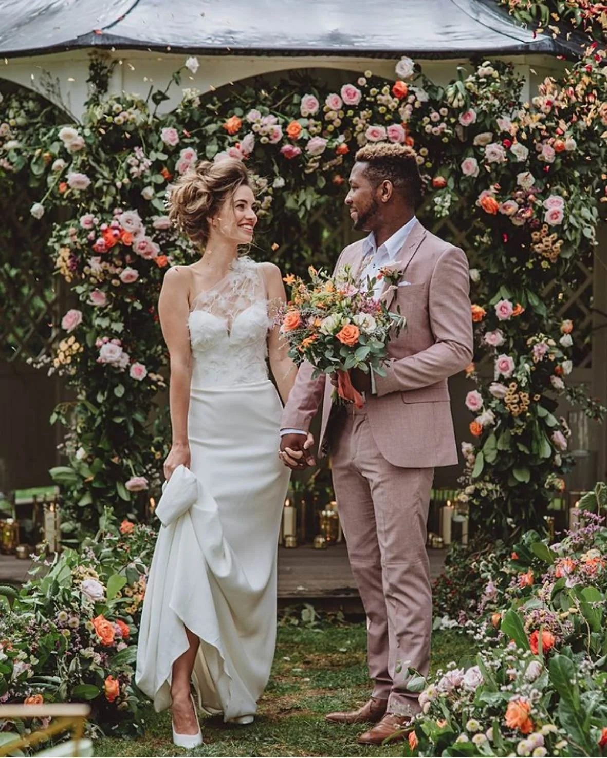 The Latest Bridal Bouquet Trends — Wedding Flowers, Styling and Stationery