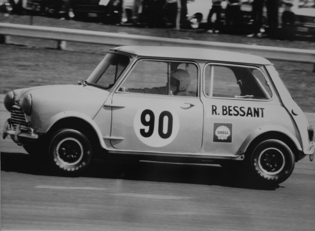 N.A.M.T.-TMHF - Robin Bessant