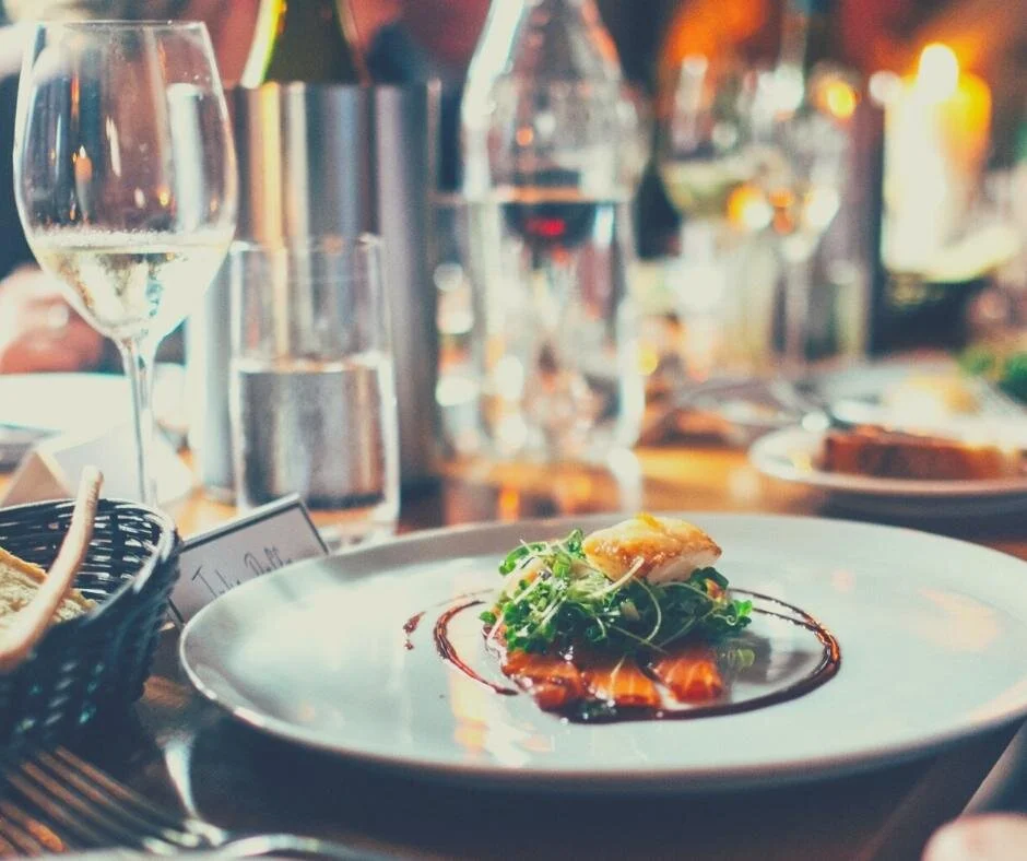 Mol's Restaurant Menus — O'Neill's Bar, Tramore.