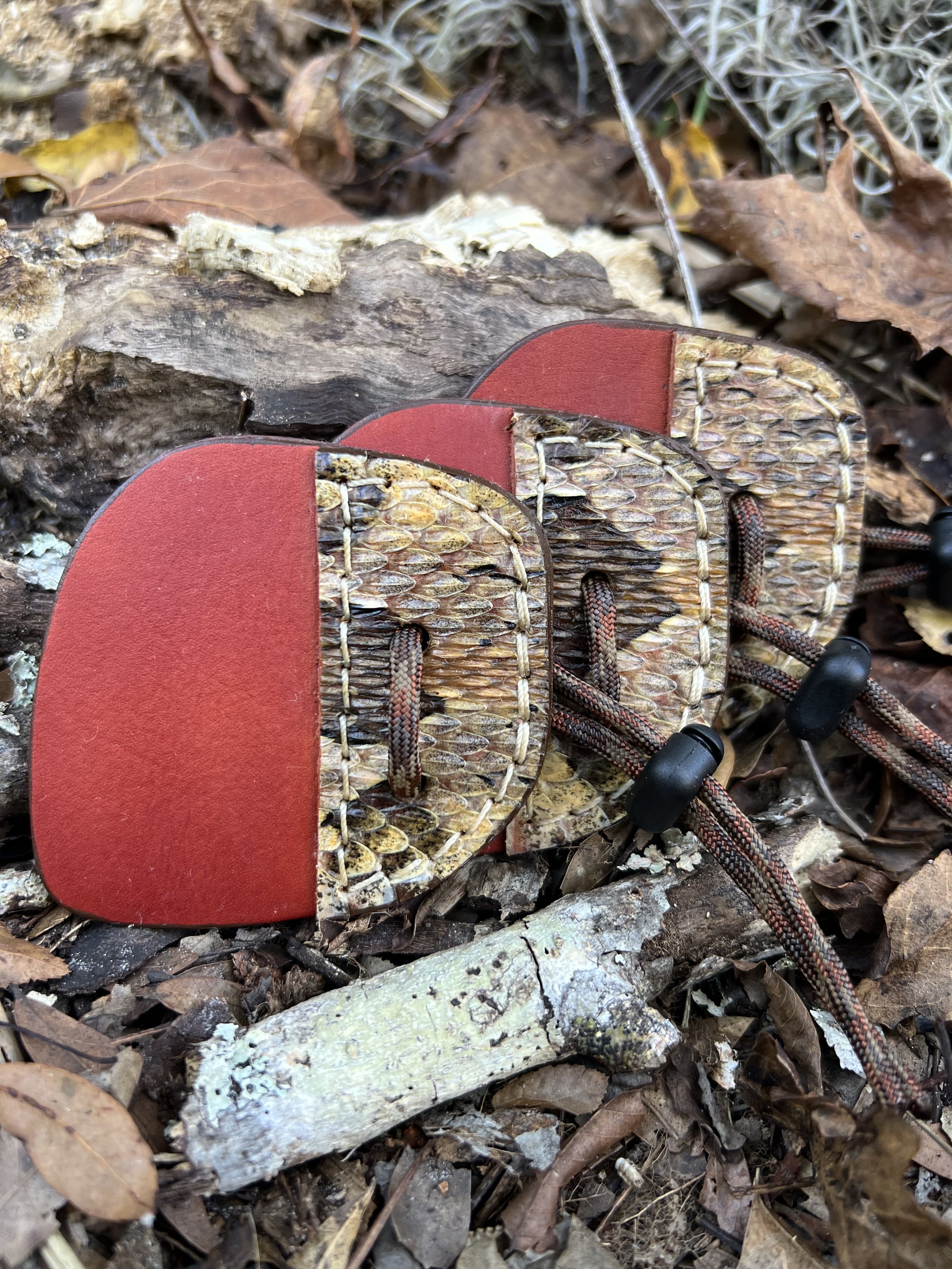 Leather Archery Shooting Tab — Omnivore's Quivers