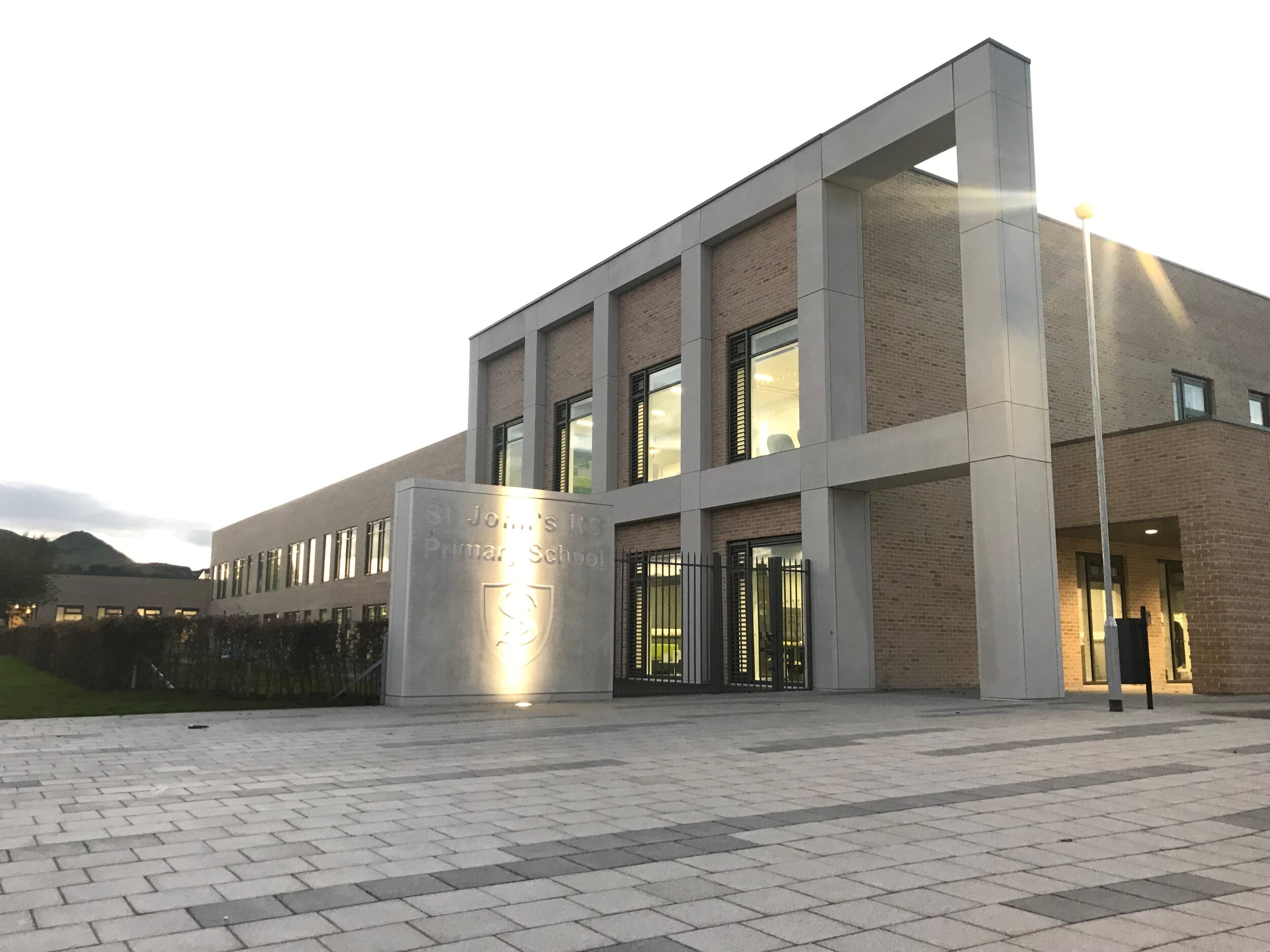 Precast Building Facades - Plean Precast — Etive Consulting Engineers