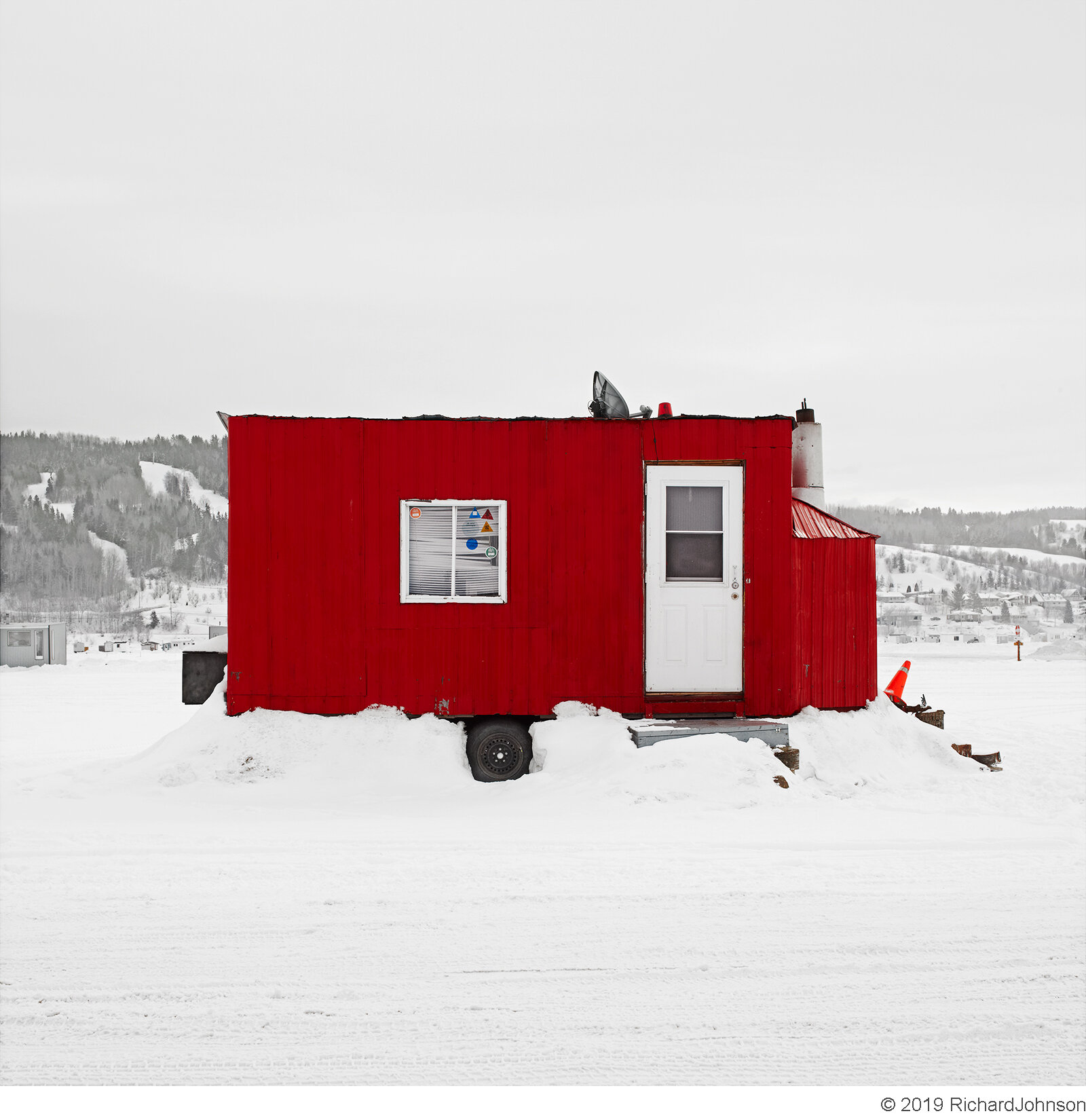 Ice Huts — Richard Johnson Photography