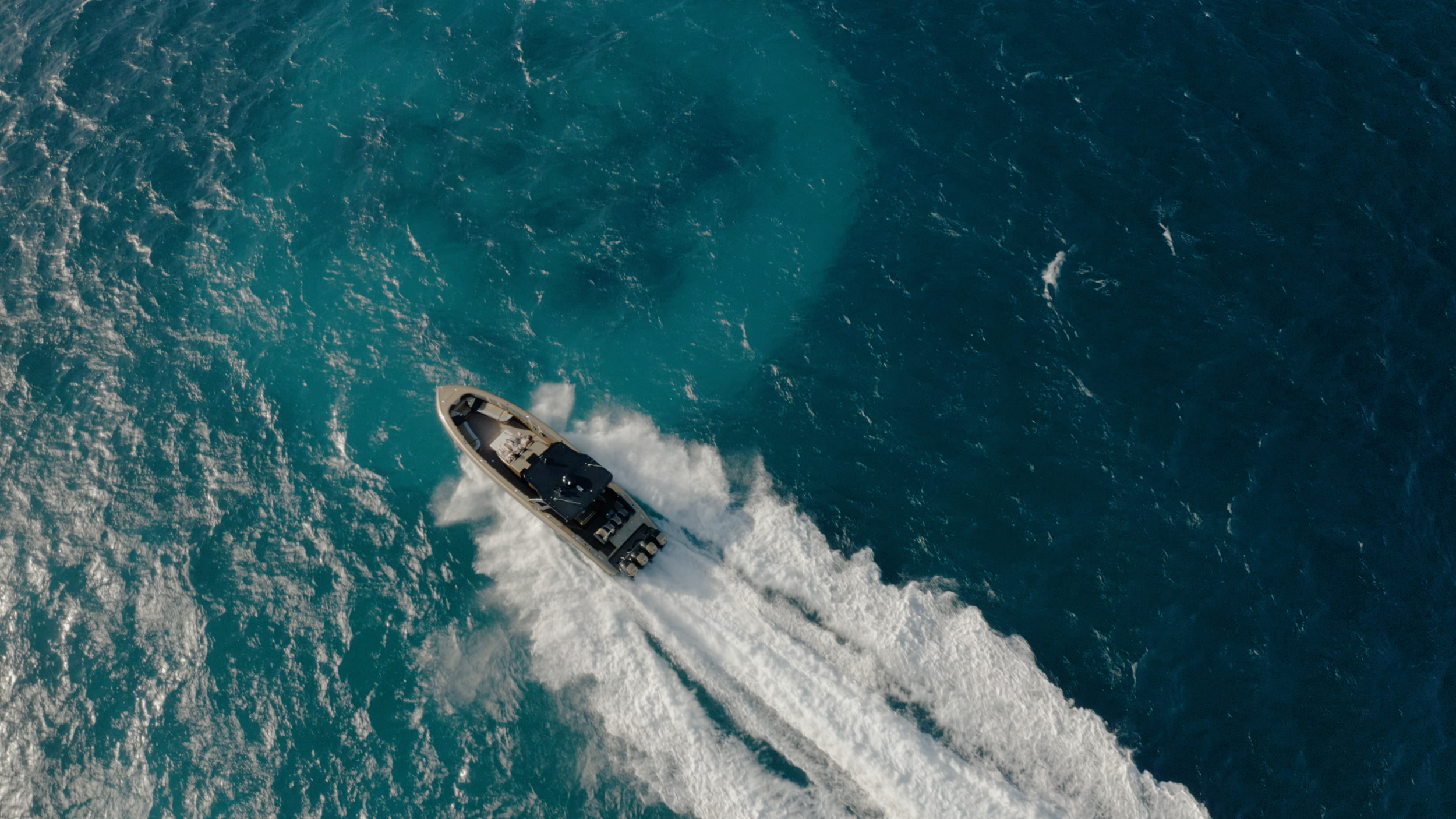 British Virgin Islands | Midnight Sun Day Charter Boat Rentals