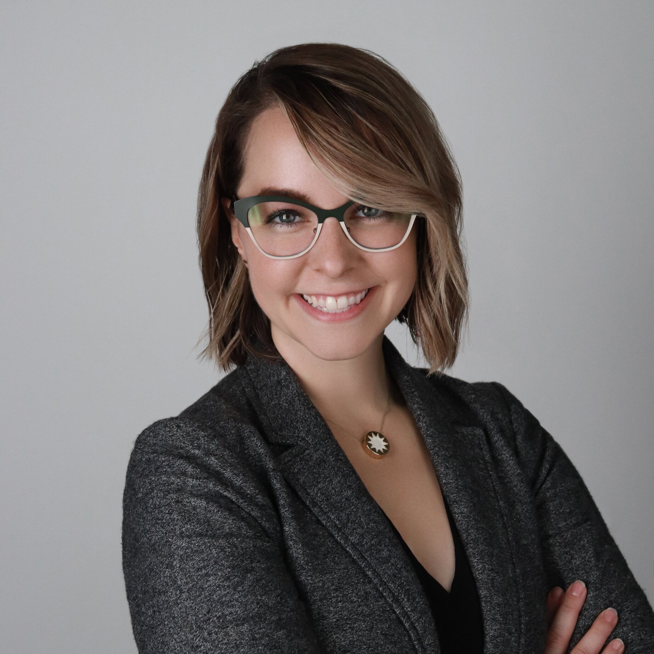 Professional Headshots And Portraits In Houston - Studiopod