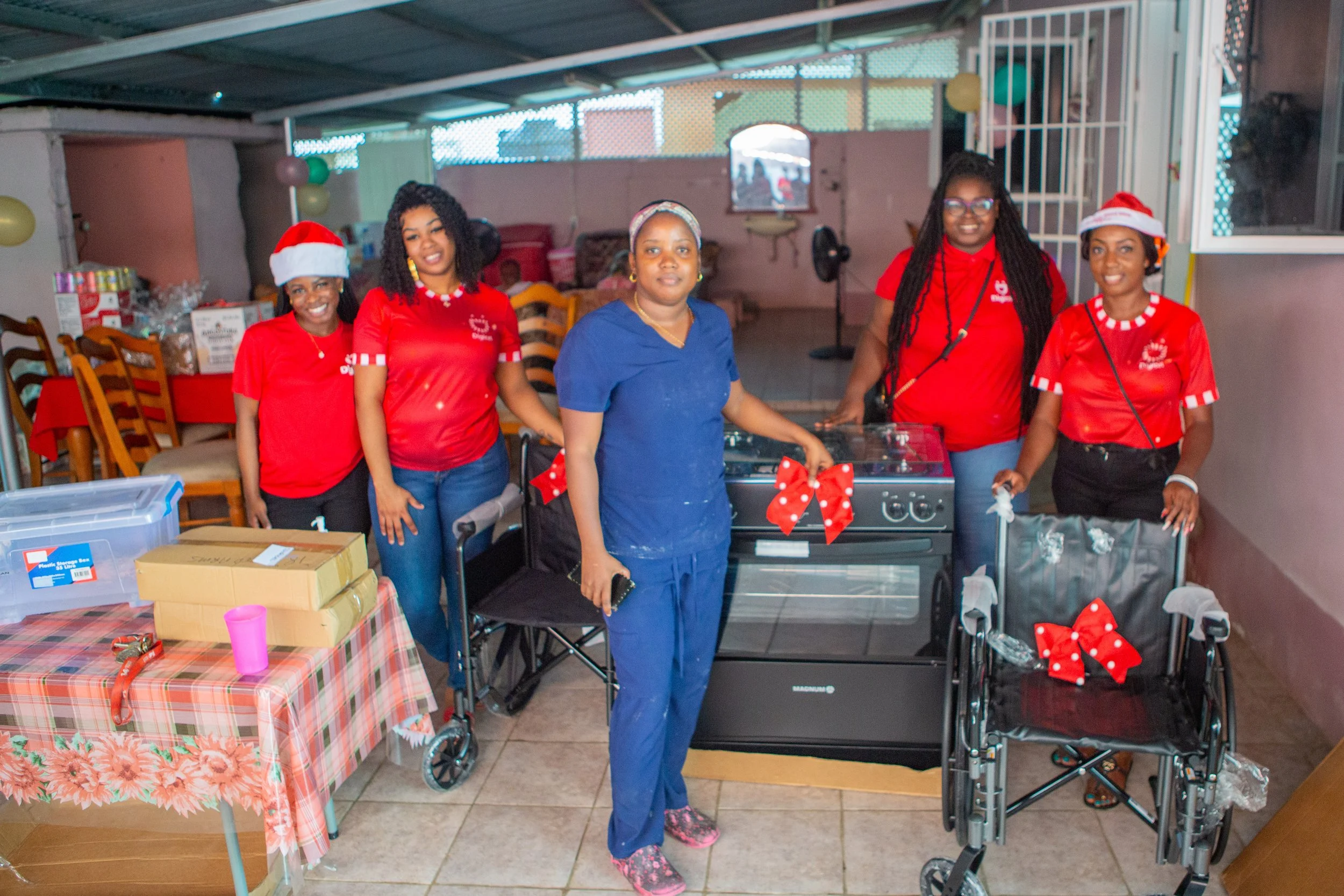 AFEISHA’S HOME FOR THE AGED RECEIVES UNFORGETTABLE CHRISTMAS CHEER ...
