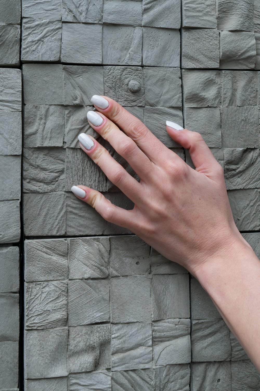 Selva Aparicio is a Spanish-born, Chicago-based artist working across ...