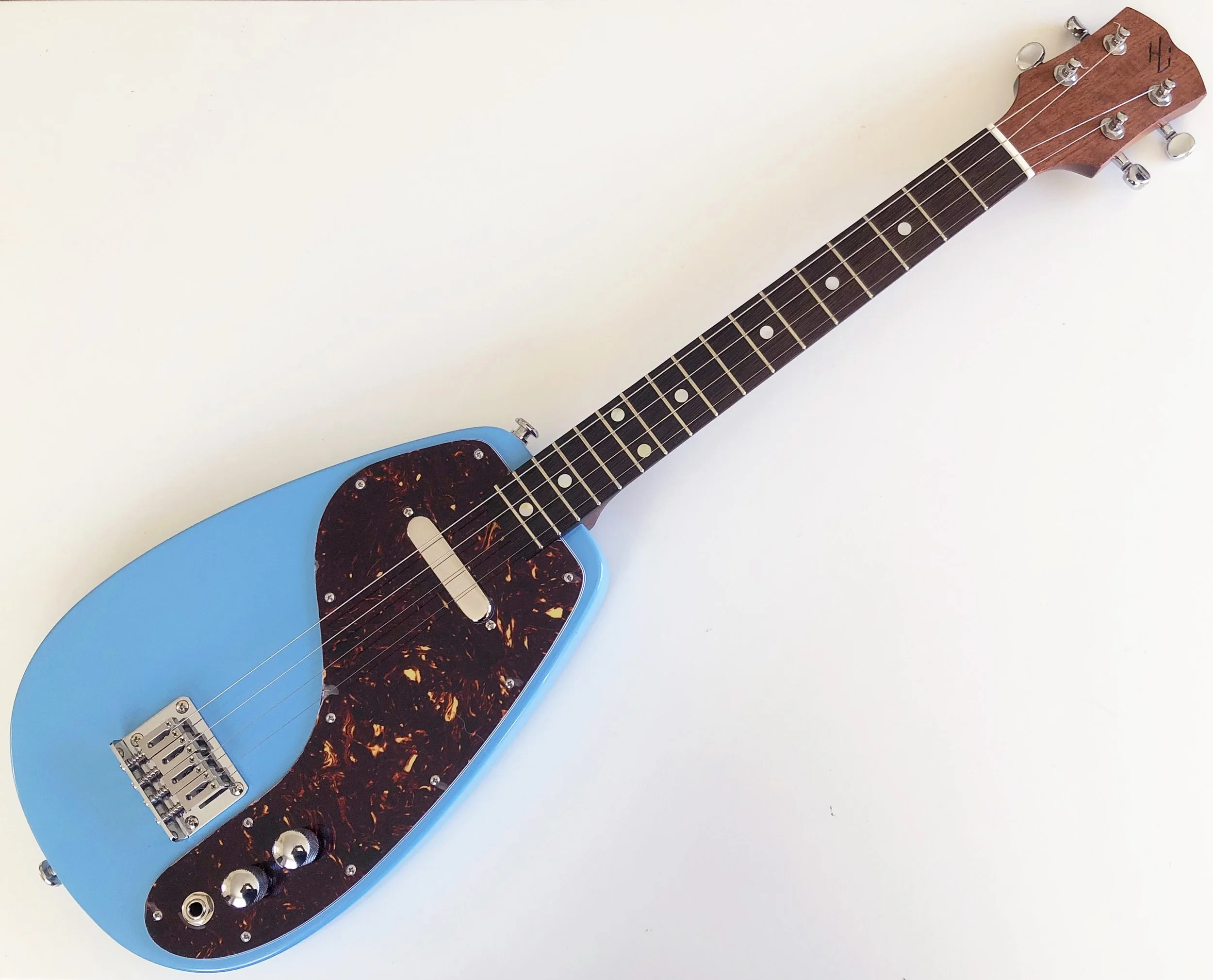 Musical instruments for sale from HiGuitarsUK