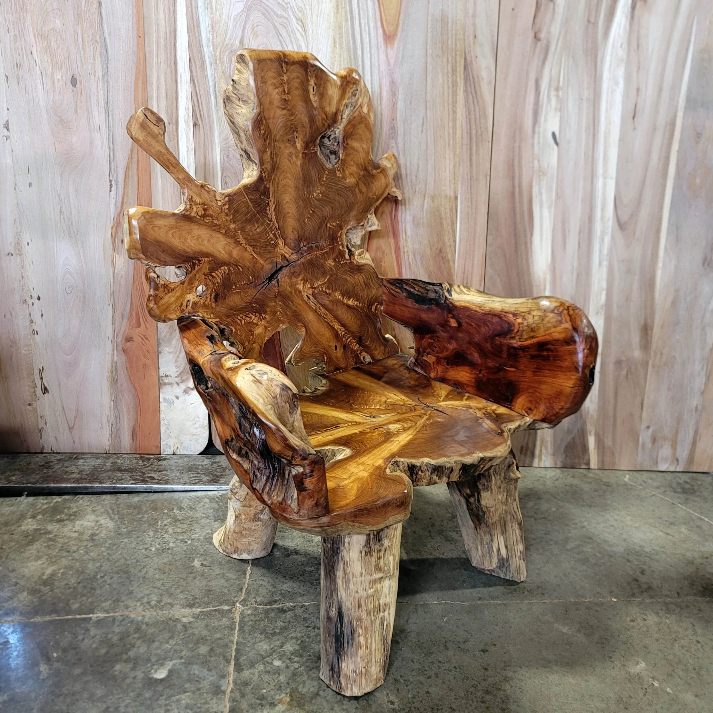 Dryad's Throne — Tropical Salvage