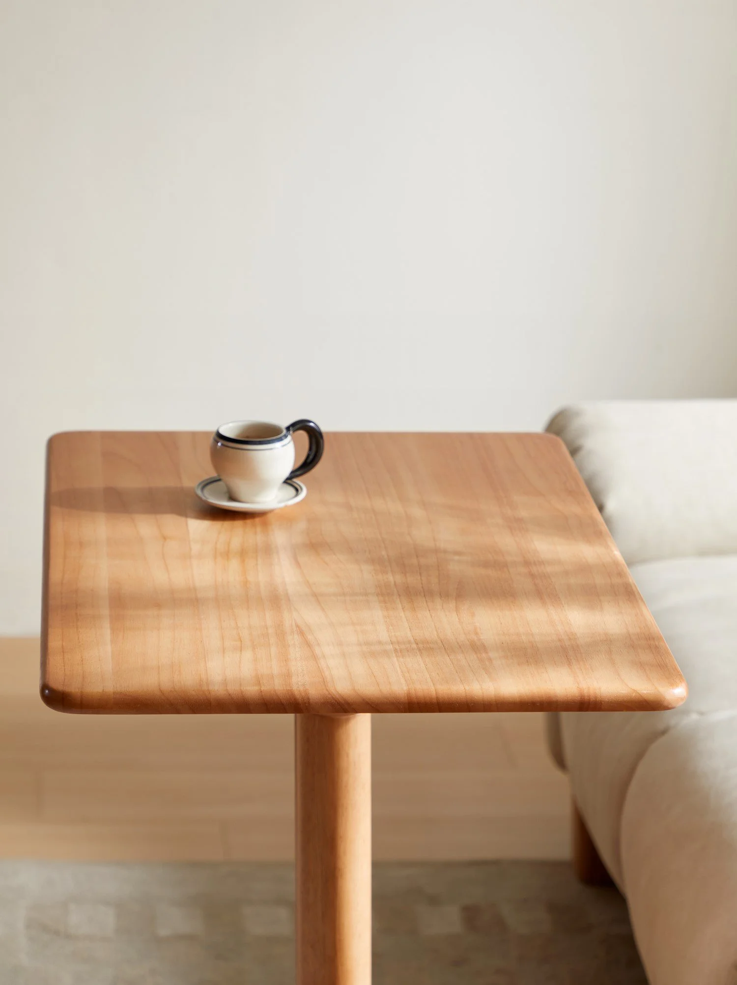 Asimex Living. Transform Your Home - Bilbao Lift Side Table Solid Wood
