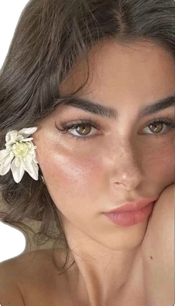 The Best Products to Achieve the Sun-Kissed Look — SWATCH