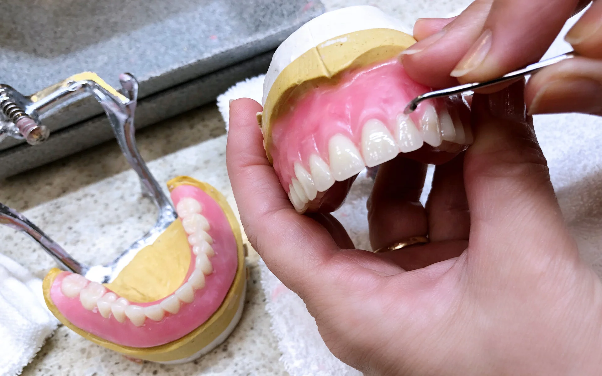 RISUS DENTAL LAB