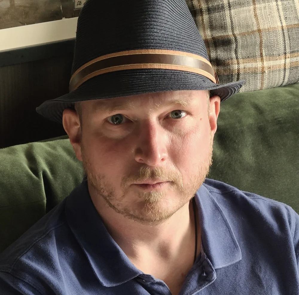 Issue #12 Staff — Jelly Bucket