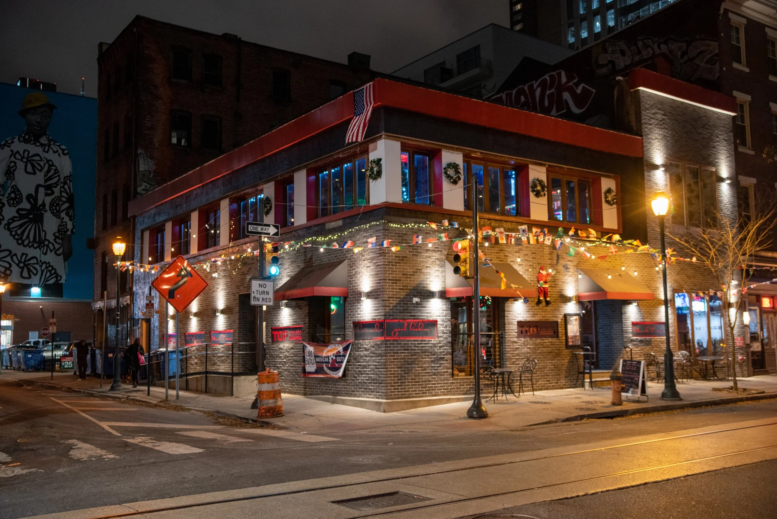 Top Tomato Bar & Pizza Sports Bars in Philly