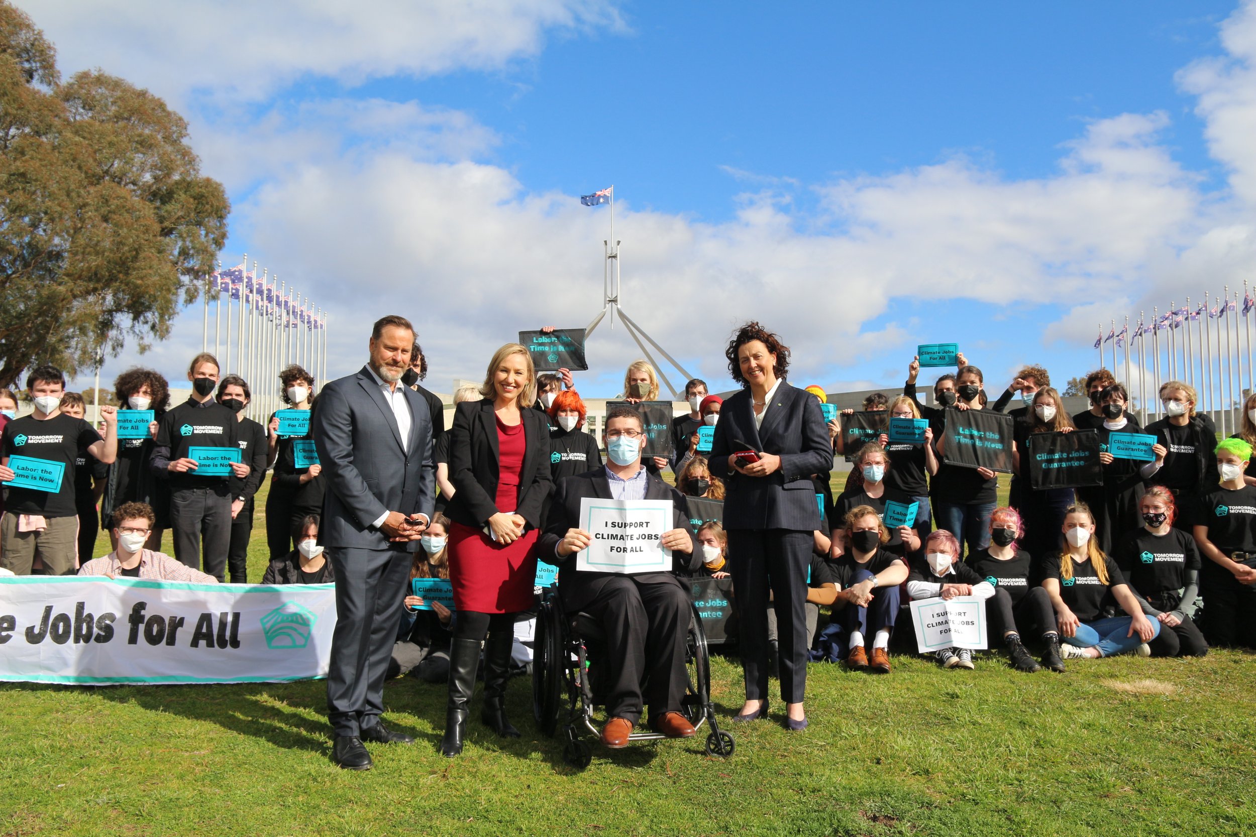 Multicultural Leadership Initiative — GROUNDSWELL