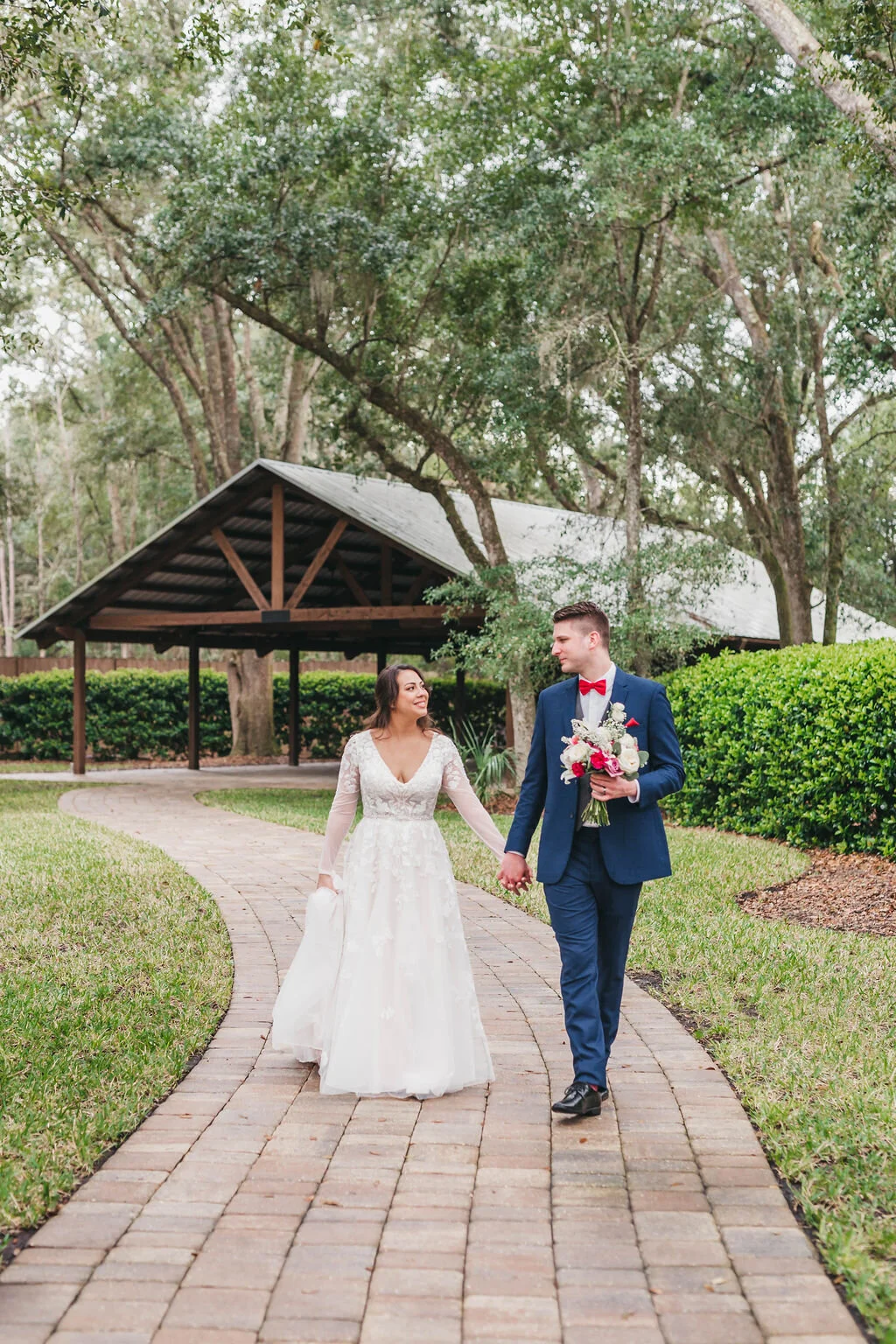 Rebecca and Chris — Bowing Oaks