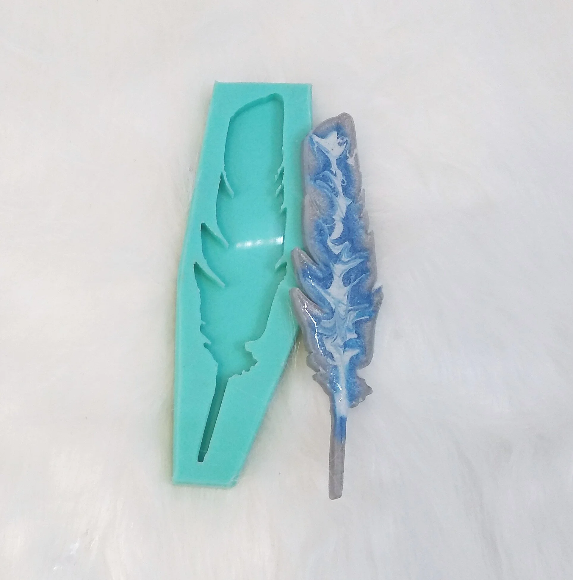 Feather- Glossy Silicone Mold — J Emerald Studio