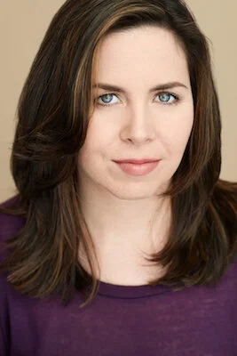 Caitlin Graham | NYC Actor, VO Artist, Writer, Monologist