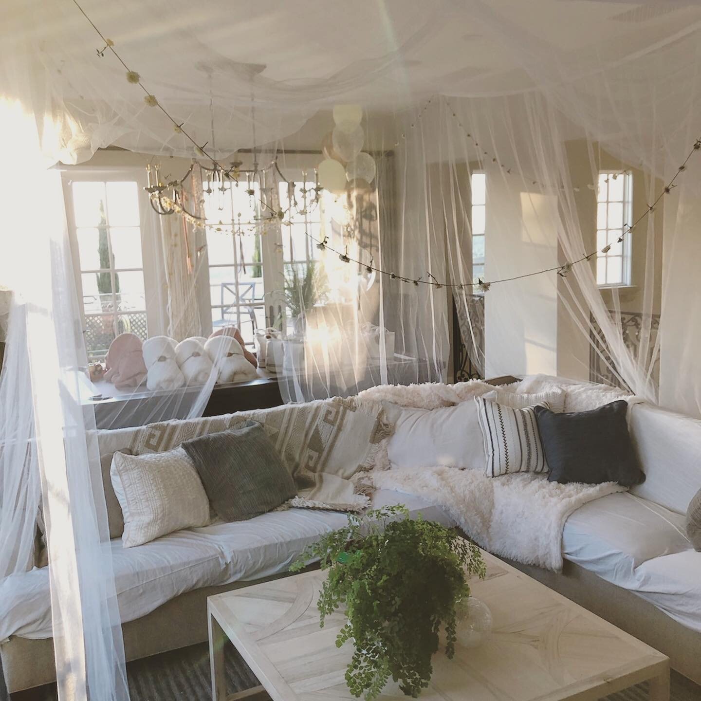 11 DIY Tips To An Epic Slumber Party for All Ages Plus Pics of a ...