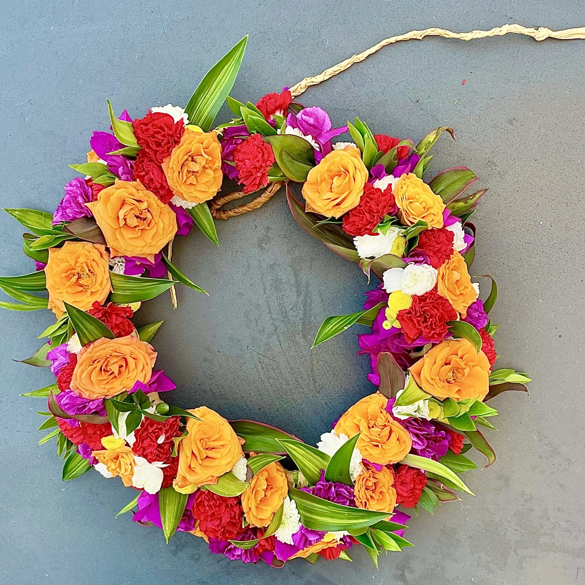 Haku Lei Making; The Most Beautiful but Not So Easy Way — Society Picnic