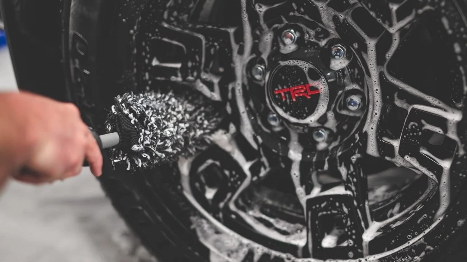 Master Guide to Car Detailing Brushes