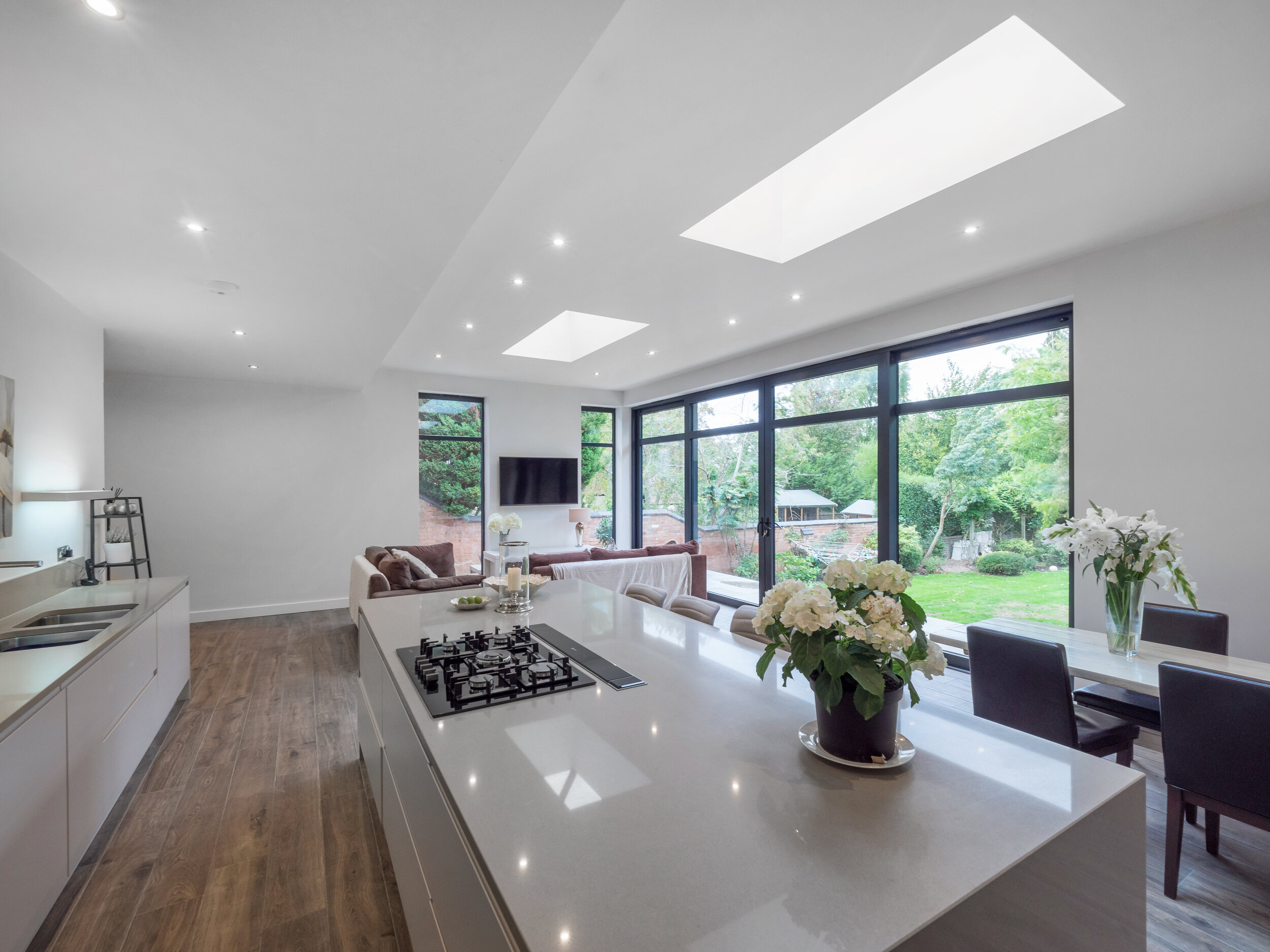 28 Station Road — Reviews