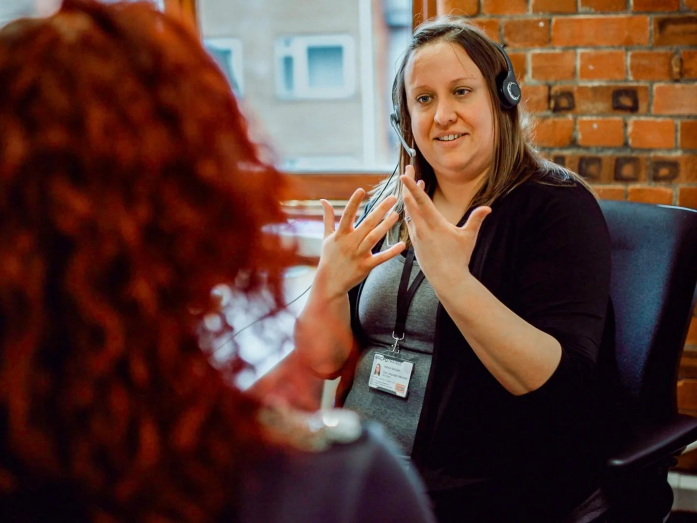 Deaf Relay Interpreting Services for Deaf People in the UK — Remark!