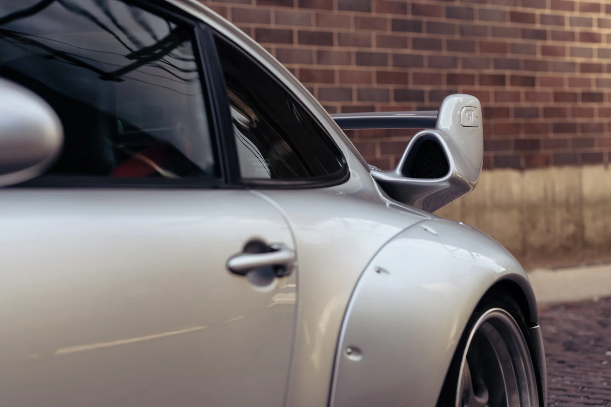 Porsche 993 GT2 Downtown Chicago — Jeremy Cliff Automotive Photography