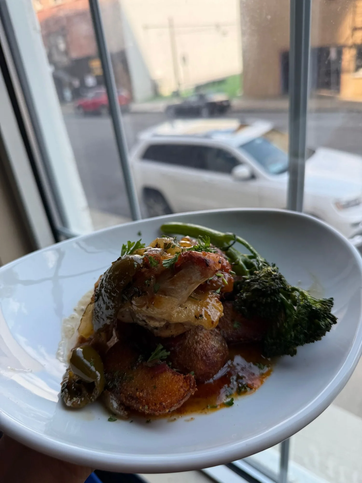 Iconic Restaurant by Chesterfield | DoubleTree Hotel Utica | NY
