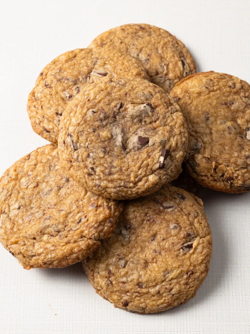 King Arthur’s Supersized, Super-Soft Chocolate Chip Cookies — TBLSPOON