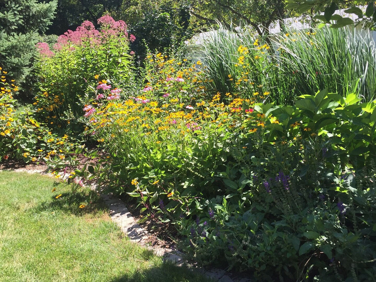 Plant Bed Edging | Landscape Architecture, LLC