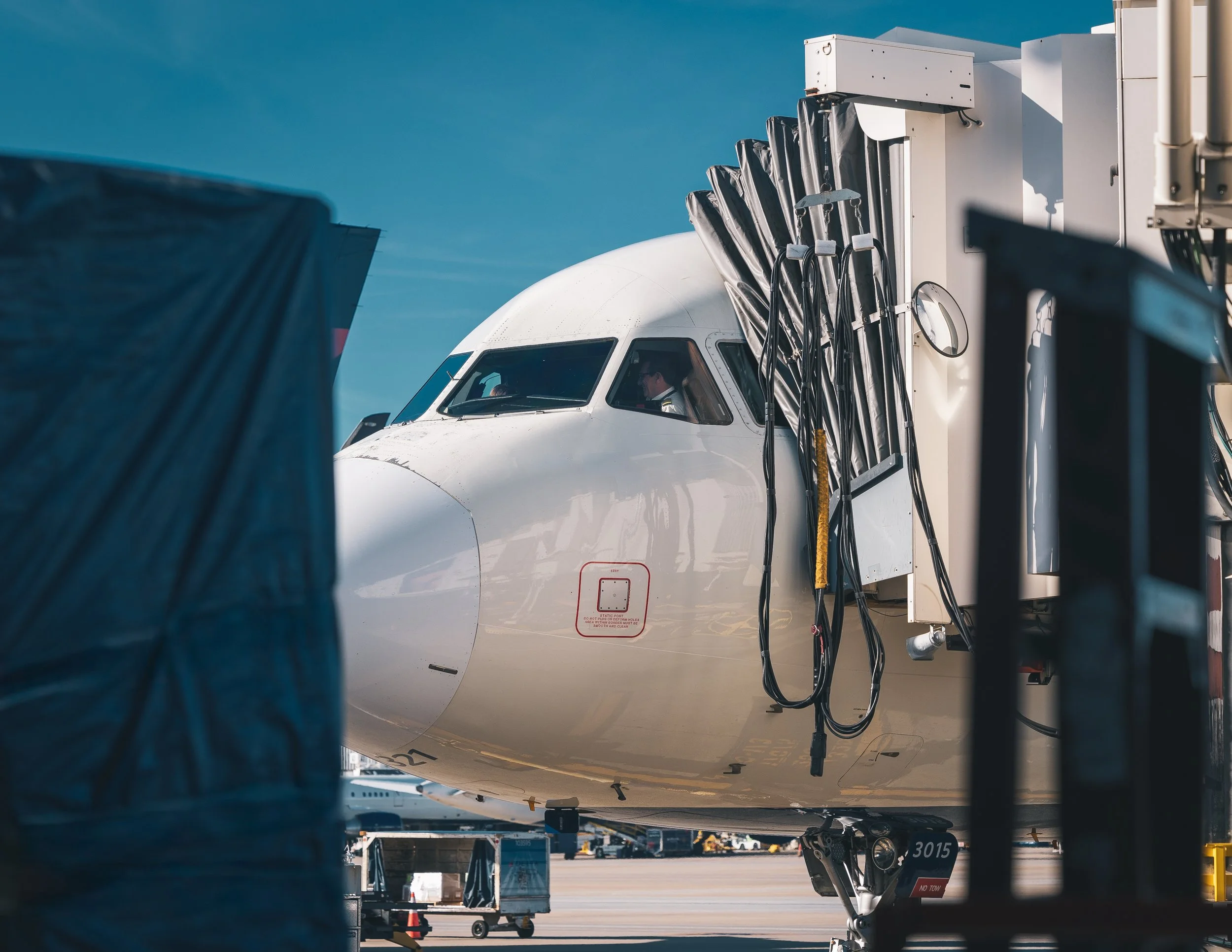 Autonomous Passenger Boarding Bridge (PBB) & Automated Pilot Parking ...