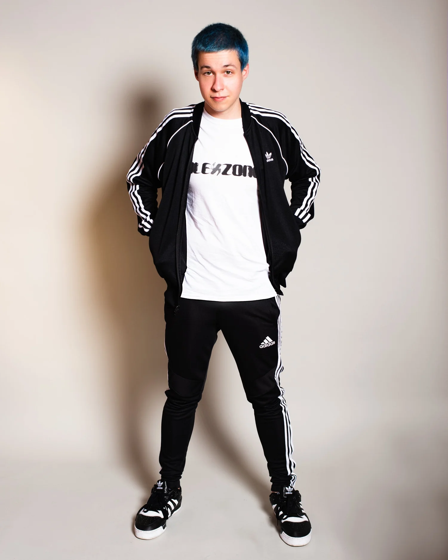 Chicago's AlexZone Hyperpop Musician Organizer of Pop Dot Com ...