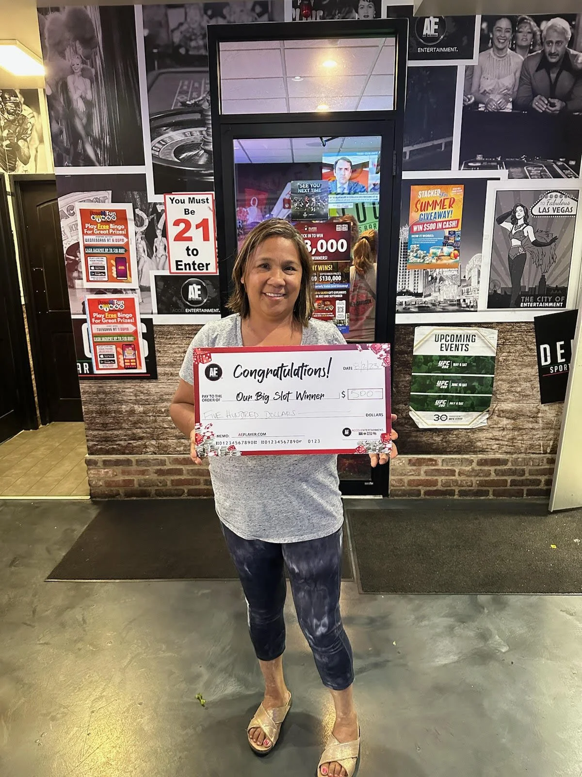 NOW OPEN- DEUCES BAR & GRILL