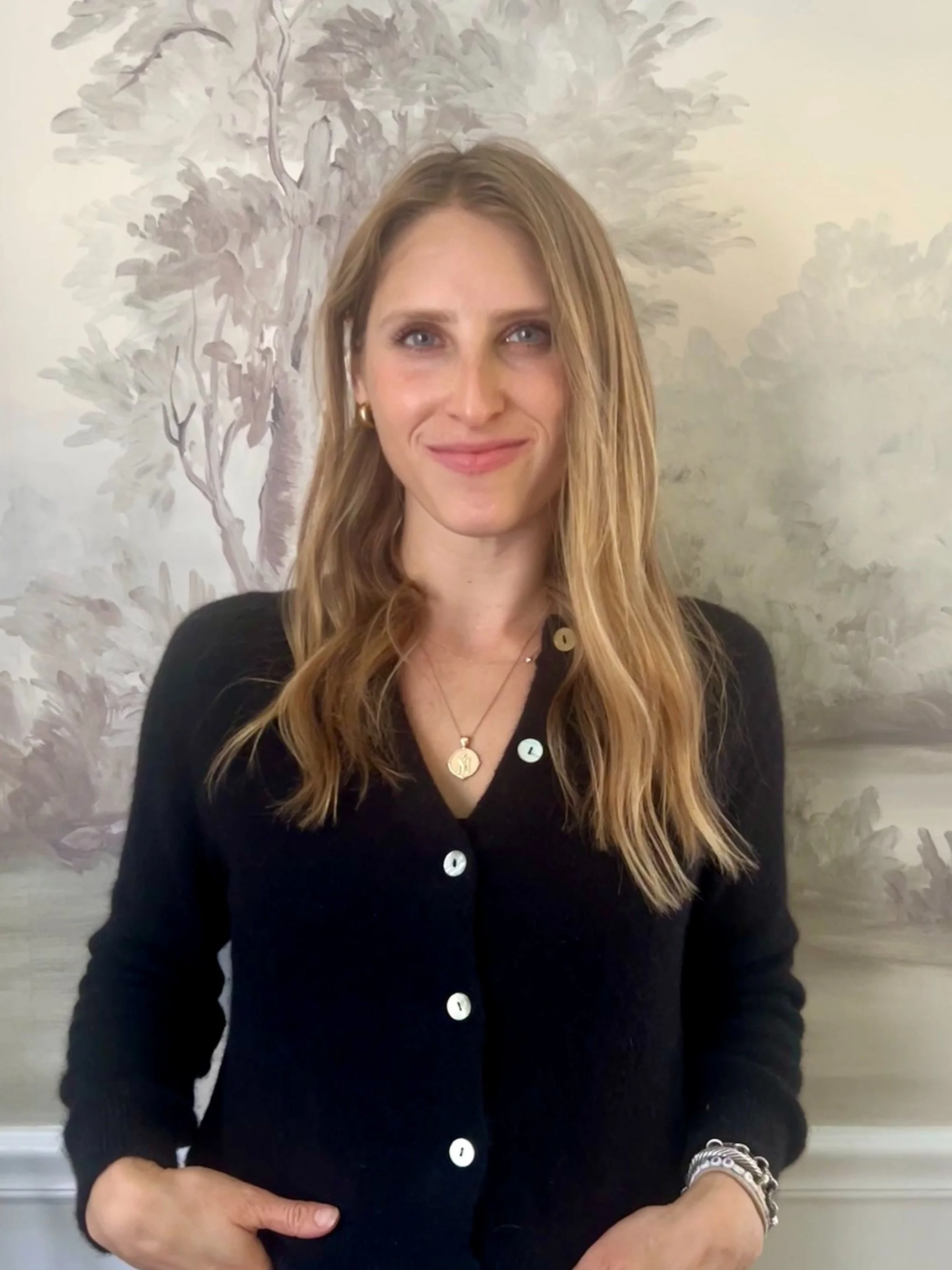 About 1 — NYU Stern Luxury & Retail Club