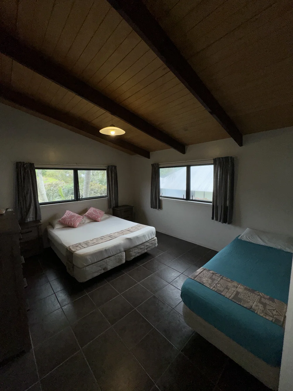 Tupapa Beach House — Rarotonga Backpackers | Beachfront Accommodation ...