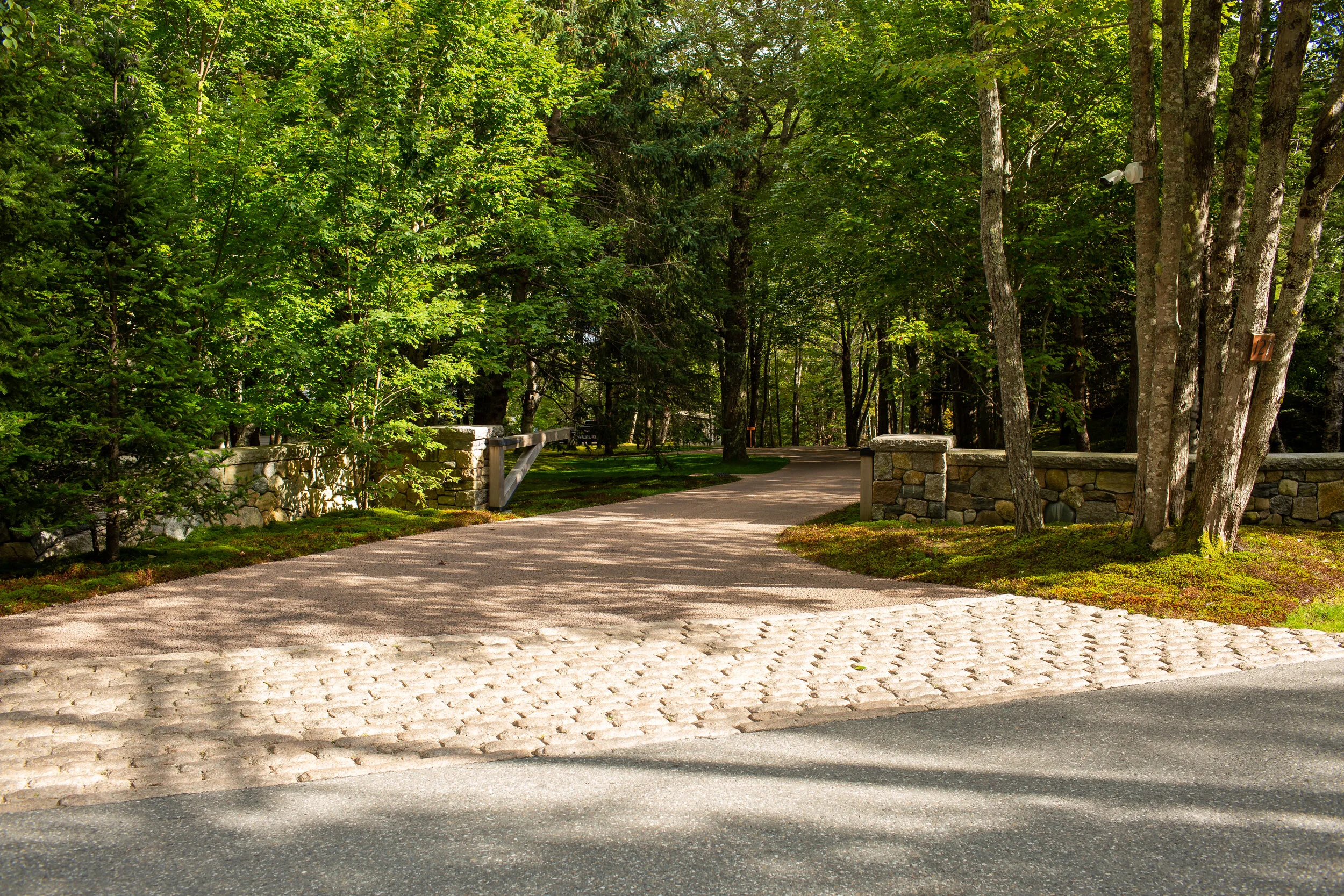 Hunters Head Estate — Emma Kelly Landscape