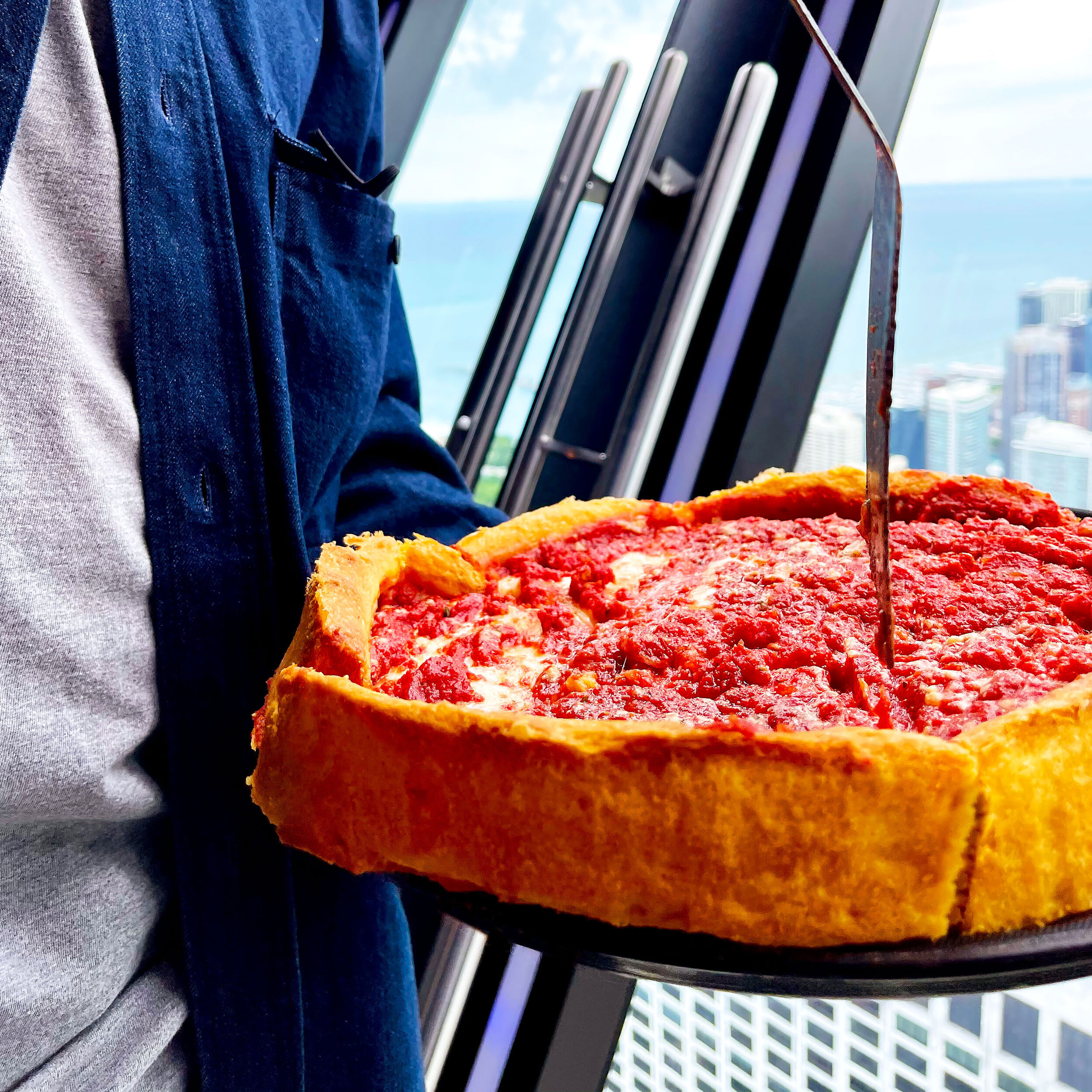 360 Chicago – Chicago Events — Gino's East