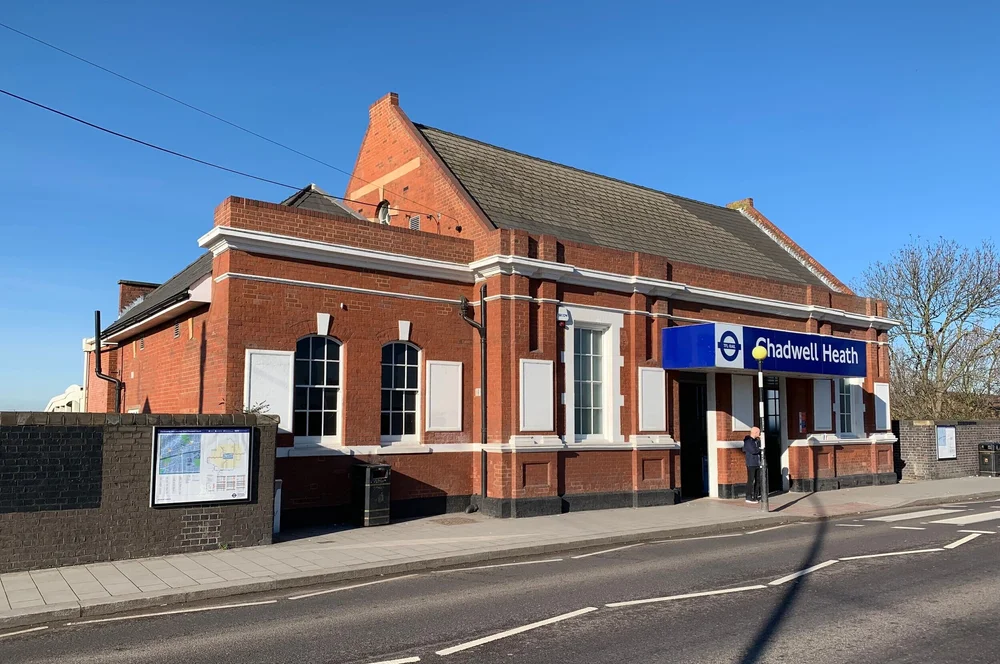 Elizabeth line Clock — Chadwell Heath South Residents' Association