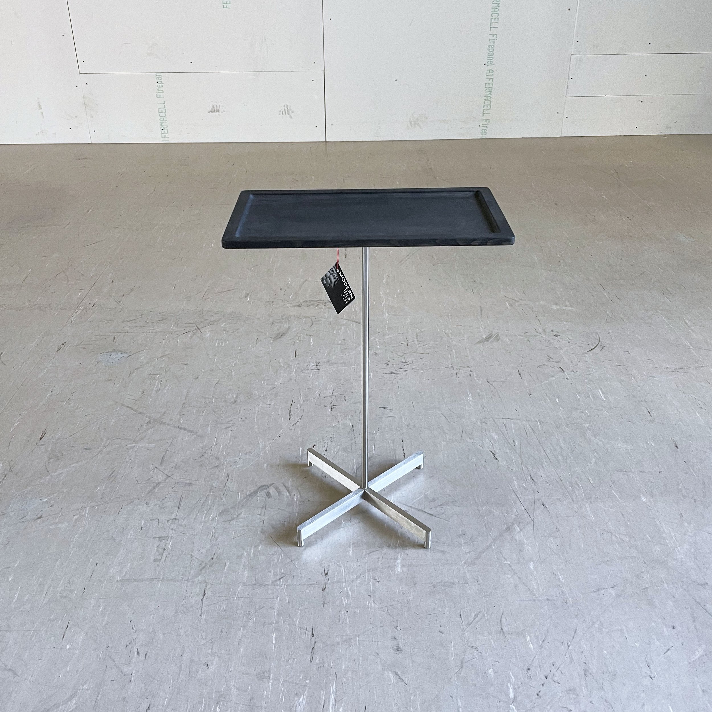 Arco 'Stand By' Side Table | Modern Era - Vintage Möbel + Design