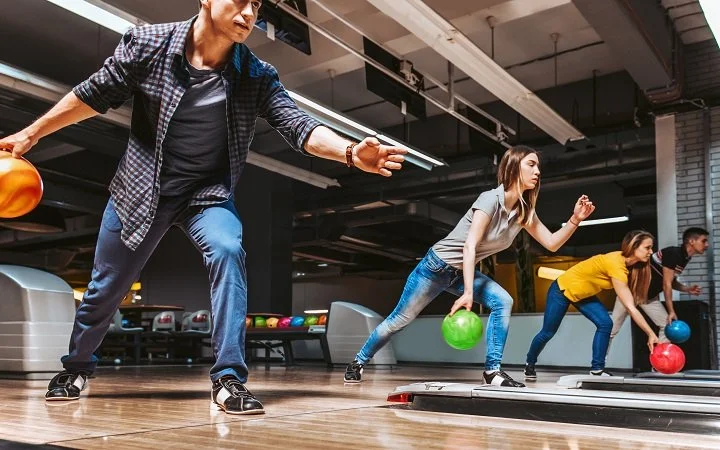 Why Bowling Alleys Should be Your Next Company Party Destination?