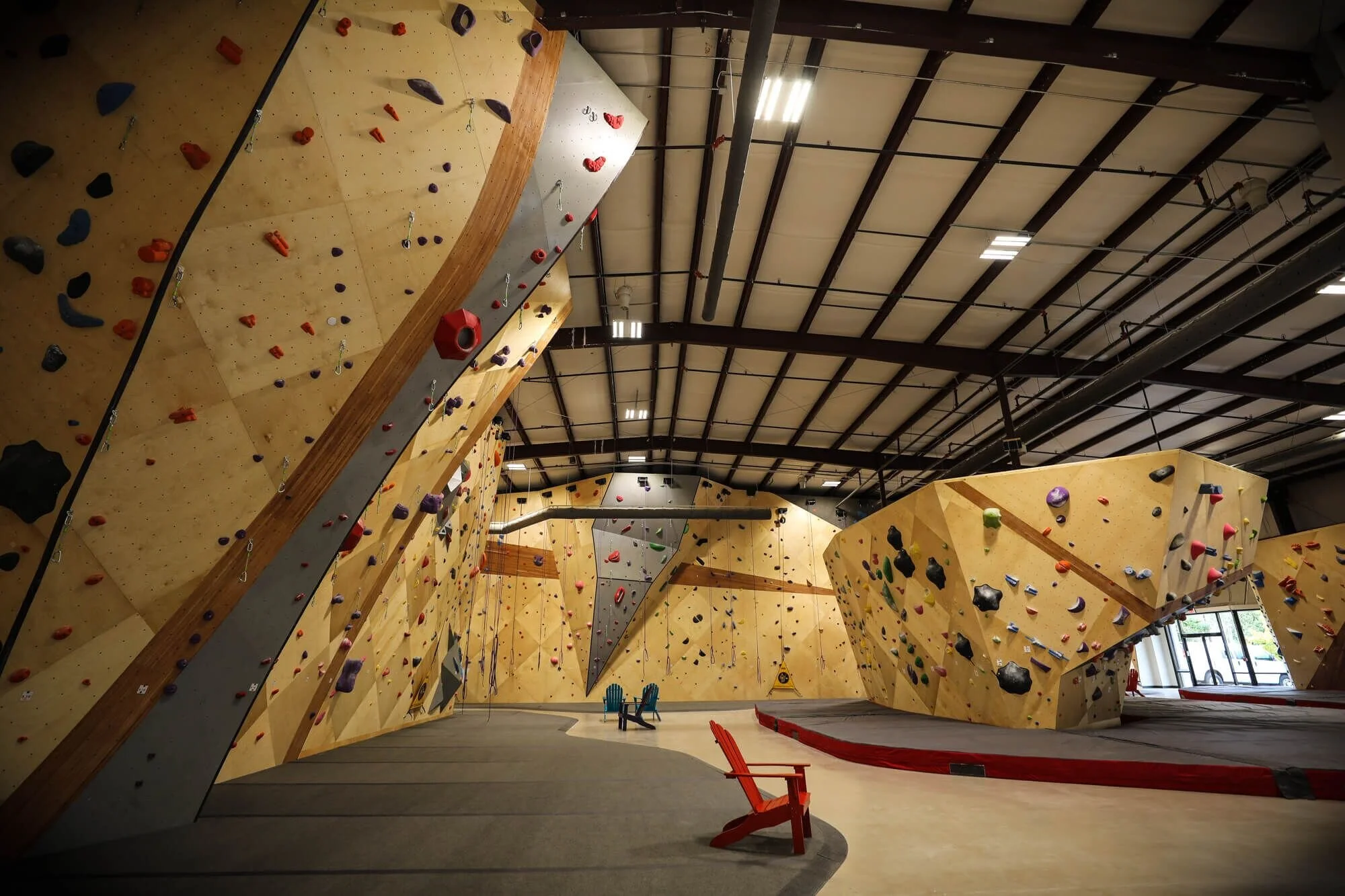 GECKO CLIMBING GYM | Rock Climbing | Ropes | Bouldering | Youth & Families
