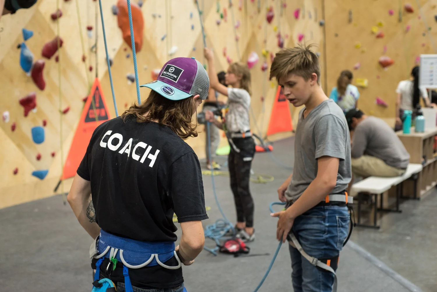 YOUTH CLIMBING TEAMS — GECKO CLIMBING GYM