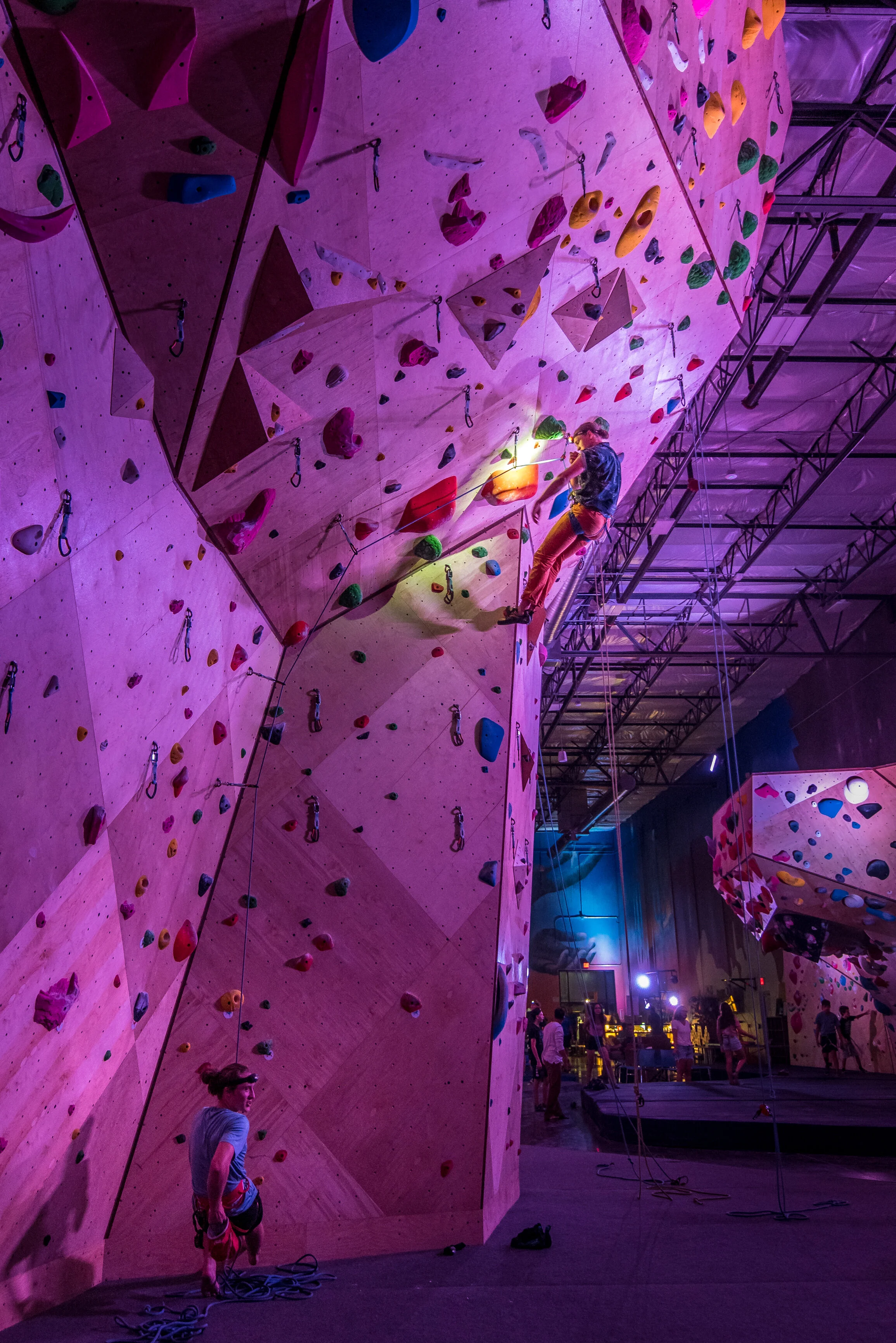 GECKO GLOW — GECKO CLIMBING GYM