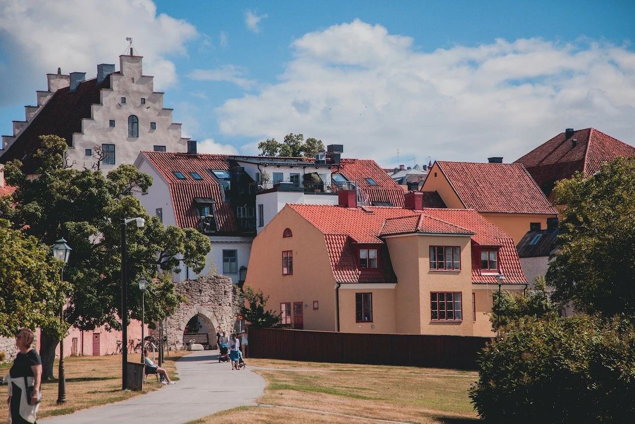 A Closer Look at the Hanseatic Town of Visby in Gotland, Sweden ...