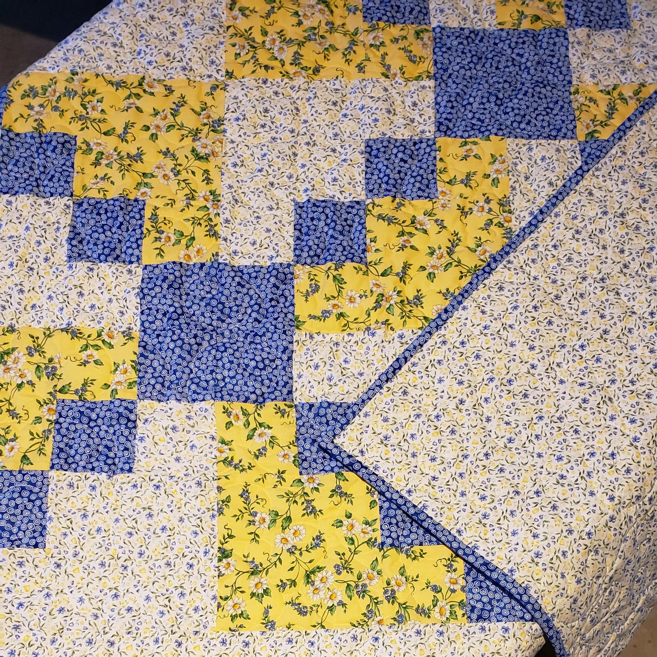 Holiday Quilt Raffle — Cascade Locks Historical Museum